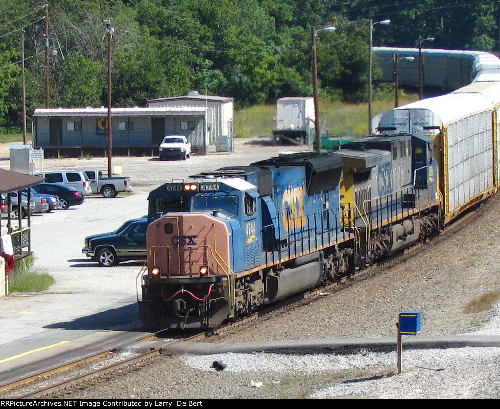 CSX 4744